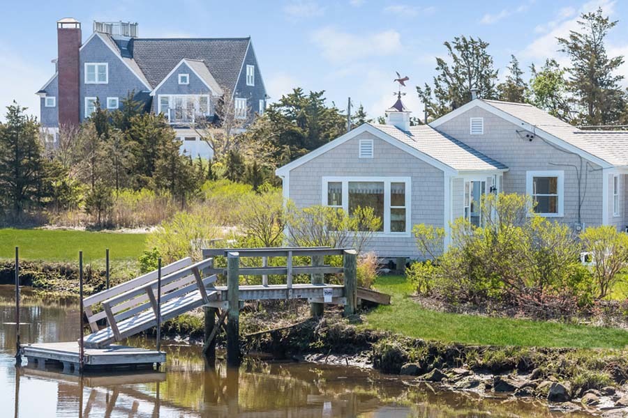 1136 Craigville Beach Rd, Barnstable, MA 02632, Centerville